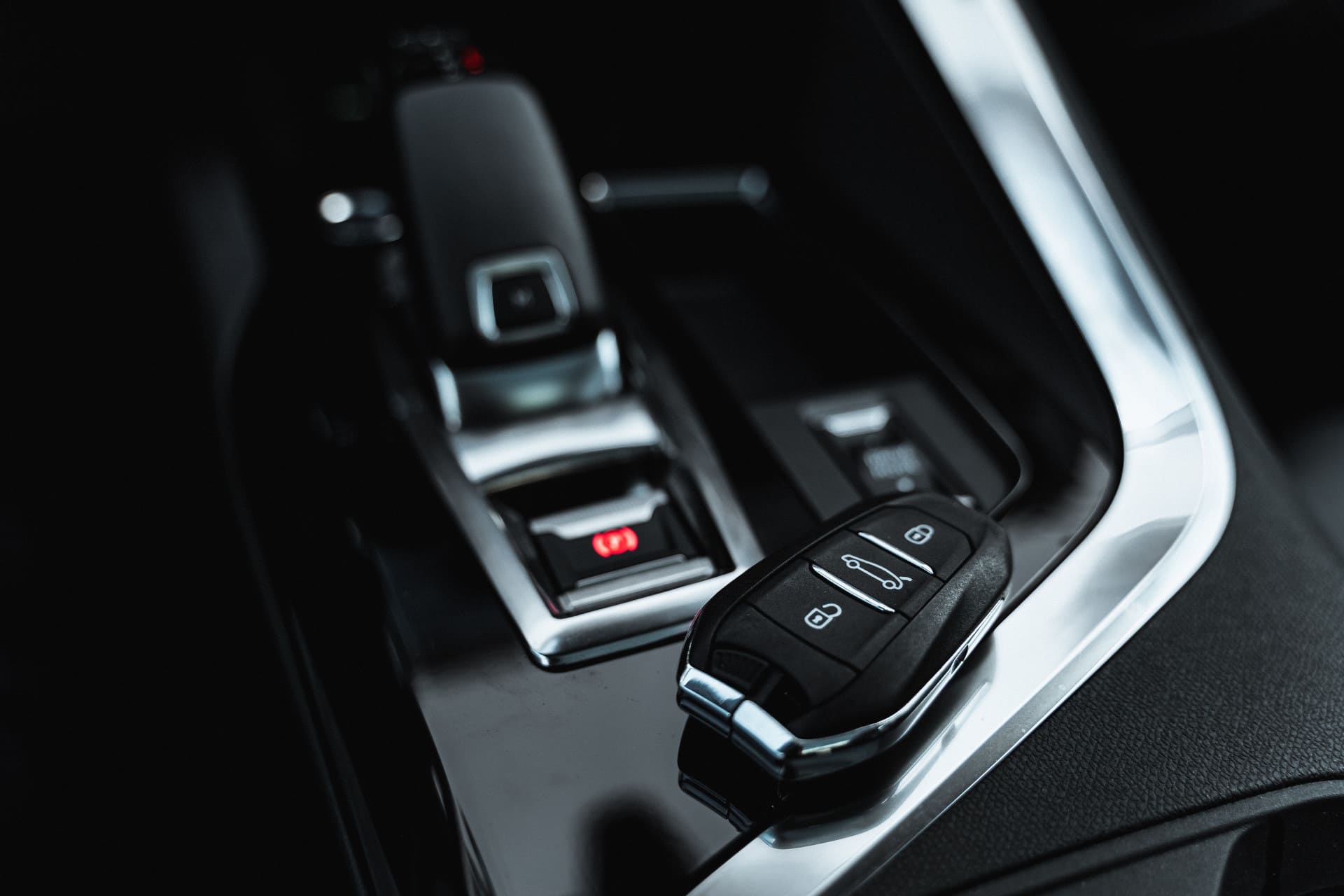 24-Hour Auto/Car Locksmith in Chicago & Suburbs | 24/7 Lockout Service
